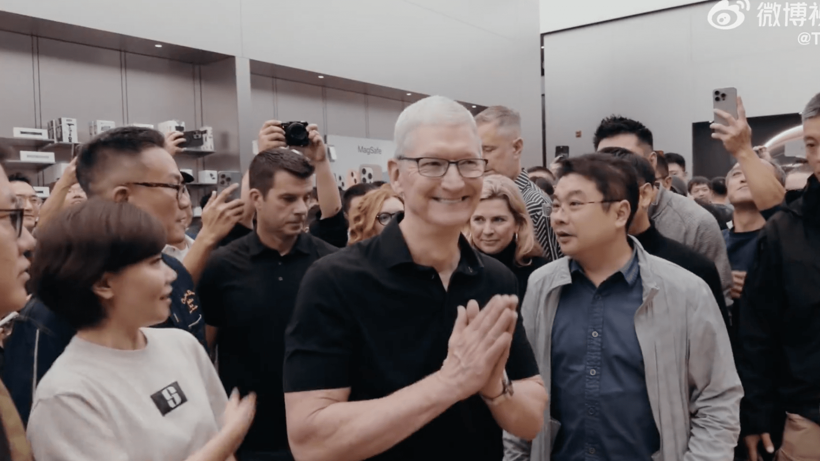 CEO Apple khen ngợi game số 1 của Tencent